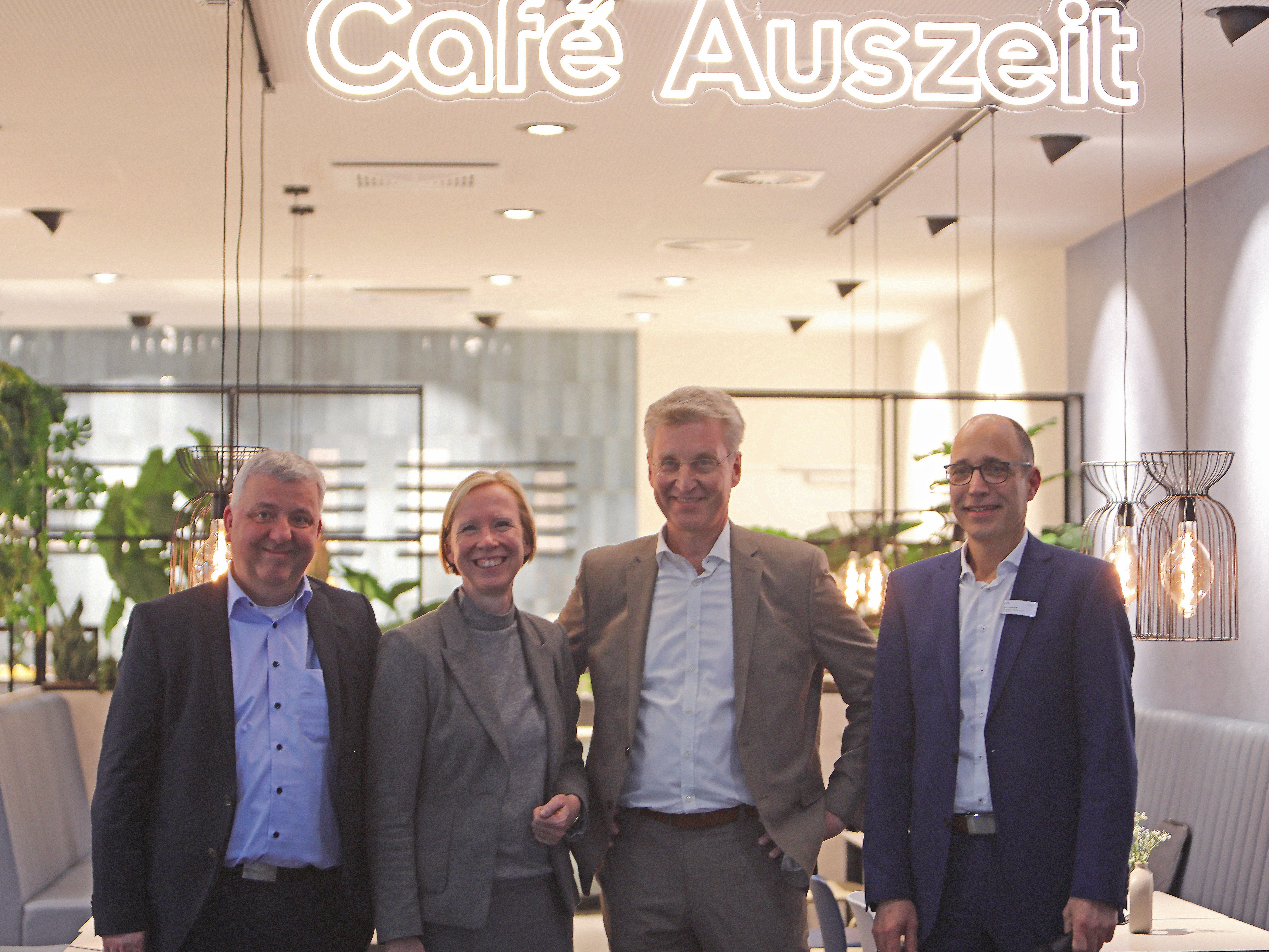 Neues Café Auszeit am SRH Klinikum Sigmaringen feierlich eingeweiht ...